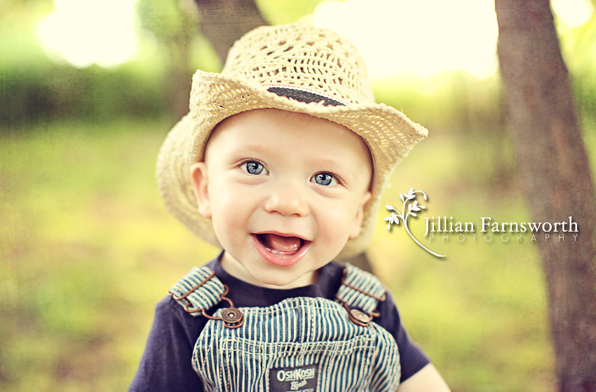 Forest Park Mini-sessions: Liam at 9 months | Jillian Farnsworth Blog